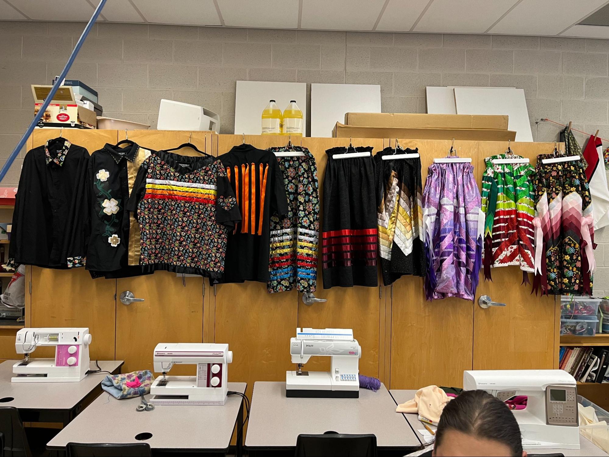 BMLSS students learn about Indigenous ribbon garments – Alexandra ...